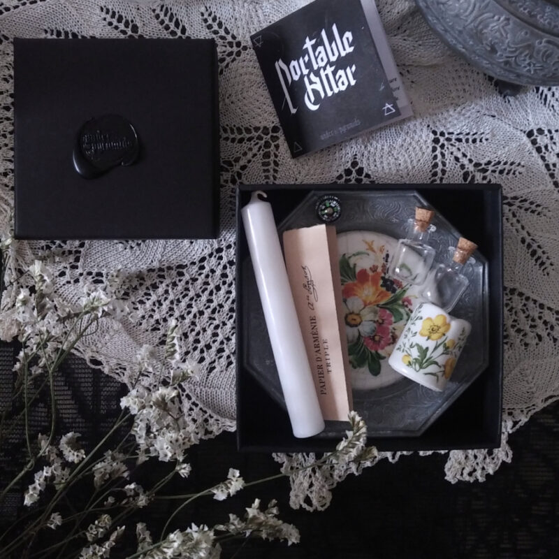 COTTAGE WITCH. PORTABLE ALTAR KIT LAST 2 – vintage mini tray & candle ...